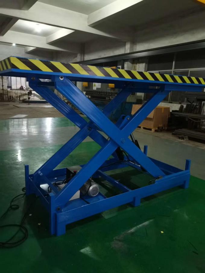 Hydraulic Dock Lifts Lifting Height 1.8Meters Are Warehouse Loading And ...